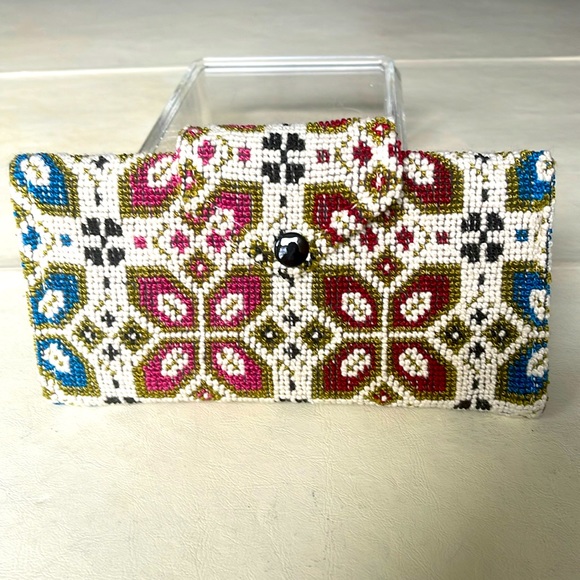 Source Unknown | Bags | Embroidered Wallet | Poshmark